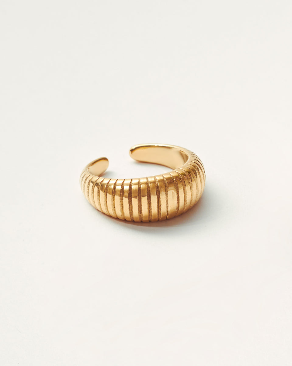 'Fine Lines' Dome Ring – Nisi Jewellery