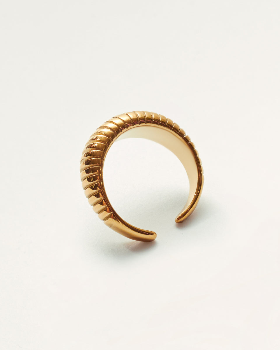 'Fine Lines' Dome Ring – Nisi Jewellery